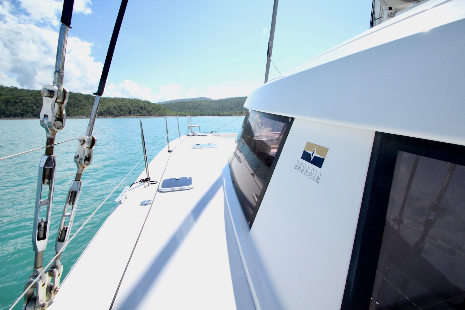 Nautitech Open 46 portside skipper view 1500 - Whitsunday Escape